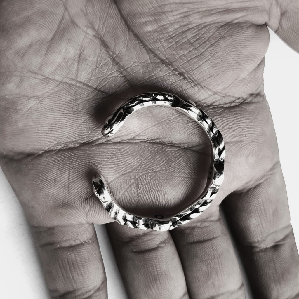 Silver Handmade Glans Ring “Spiral” - by ATHUMANI