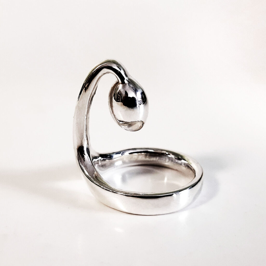 Silver Glans Ring “Cala Azul” - Athumani Jewellery and Toys